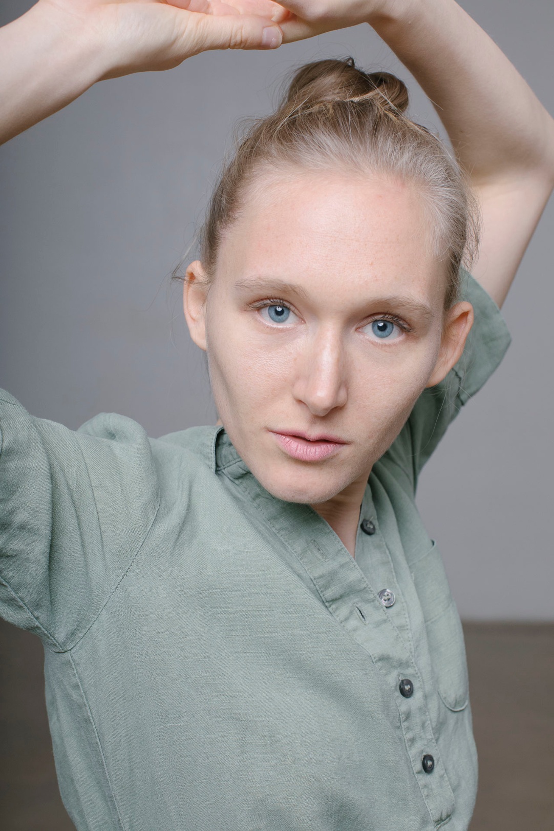 Theresa Riess's Instagram, Twitter & Facebook on IDCrawl